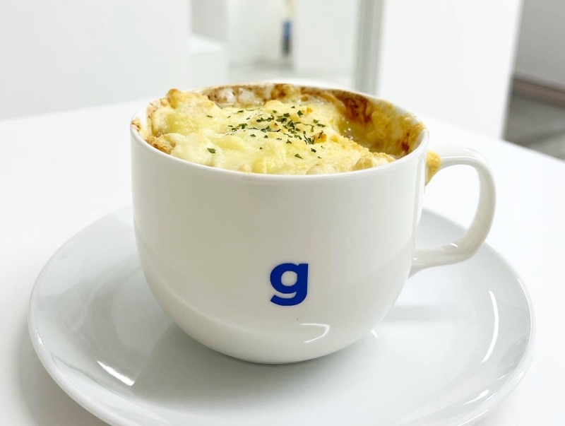 燃えるパフェも！大人気「gifff（ジフ）」で夜カフェスタート