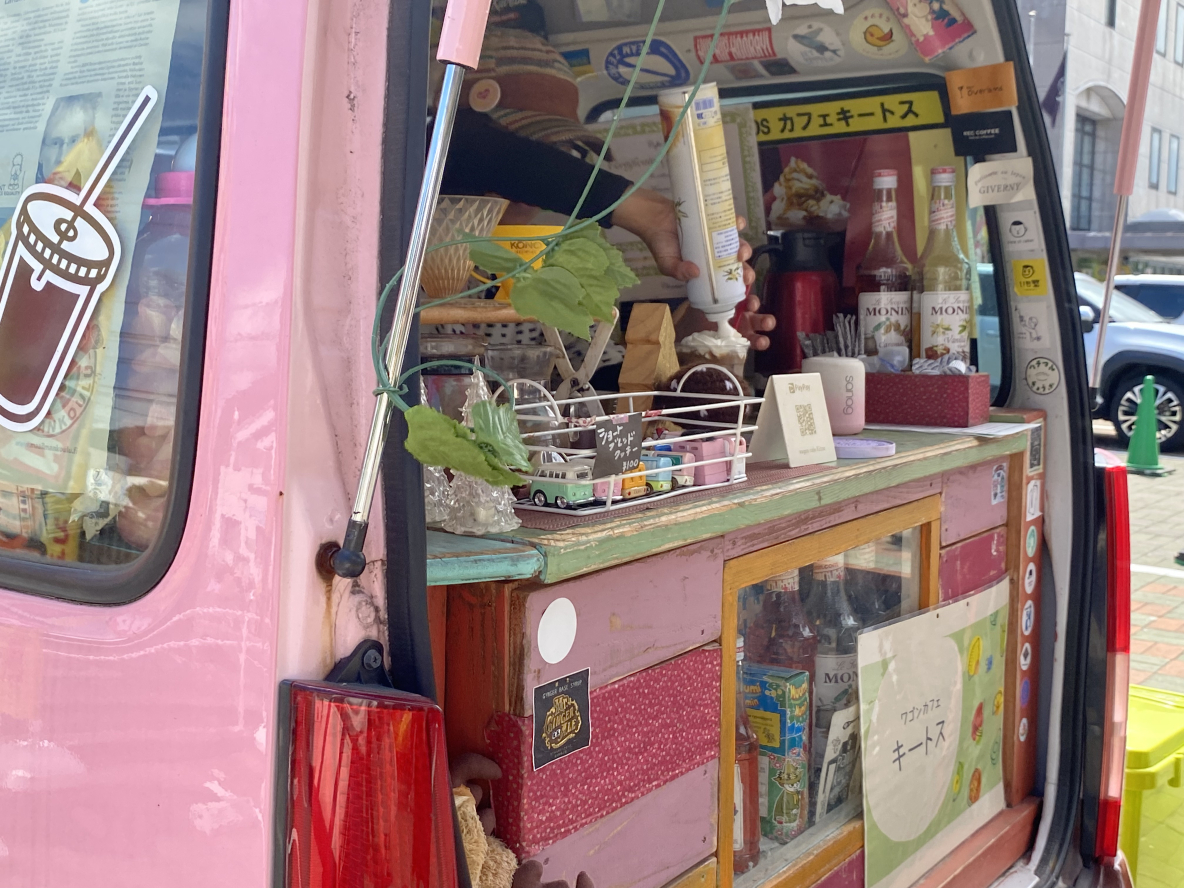 会ったらぜひ！移動販売カフェ「wagon cafe Kiitos（キートス）」