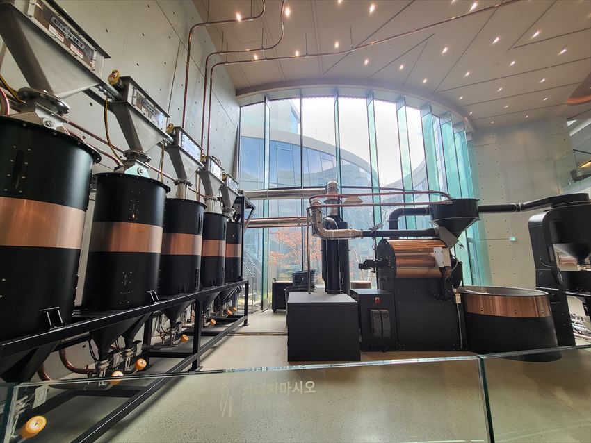 本格コーヒーが楽しめる！「JM COFFEE ROASTERS釜山本店」