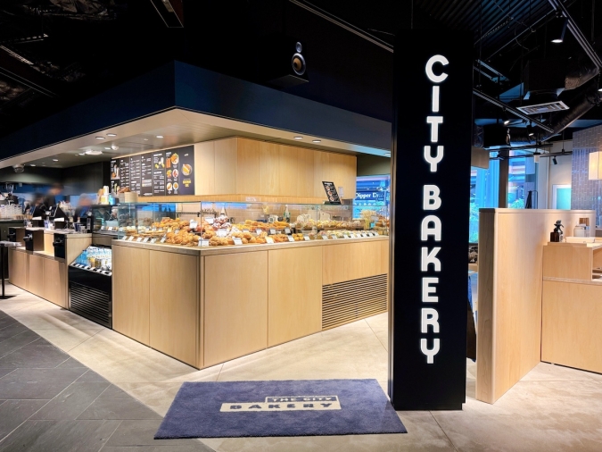 鉄板焼きも楽しめる！福岡・キャナル新店「THE CITY BAKERY」
