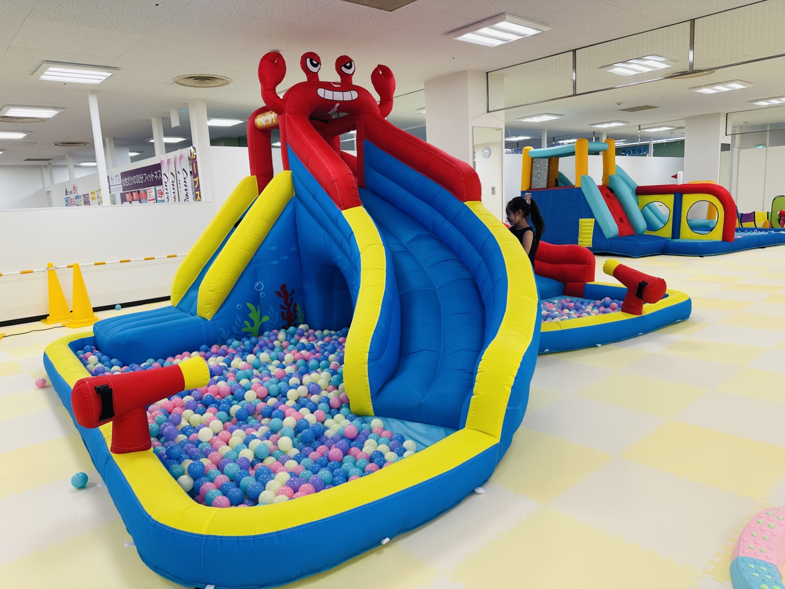 Infants under 1 are free! Indoor playground for children "Neverland ...
